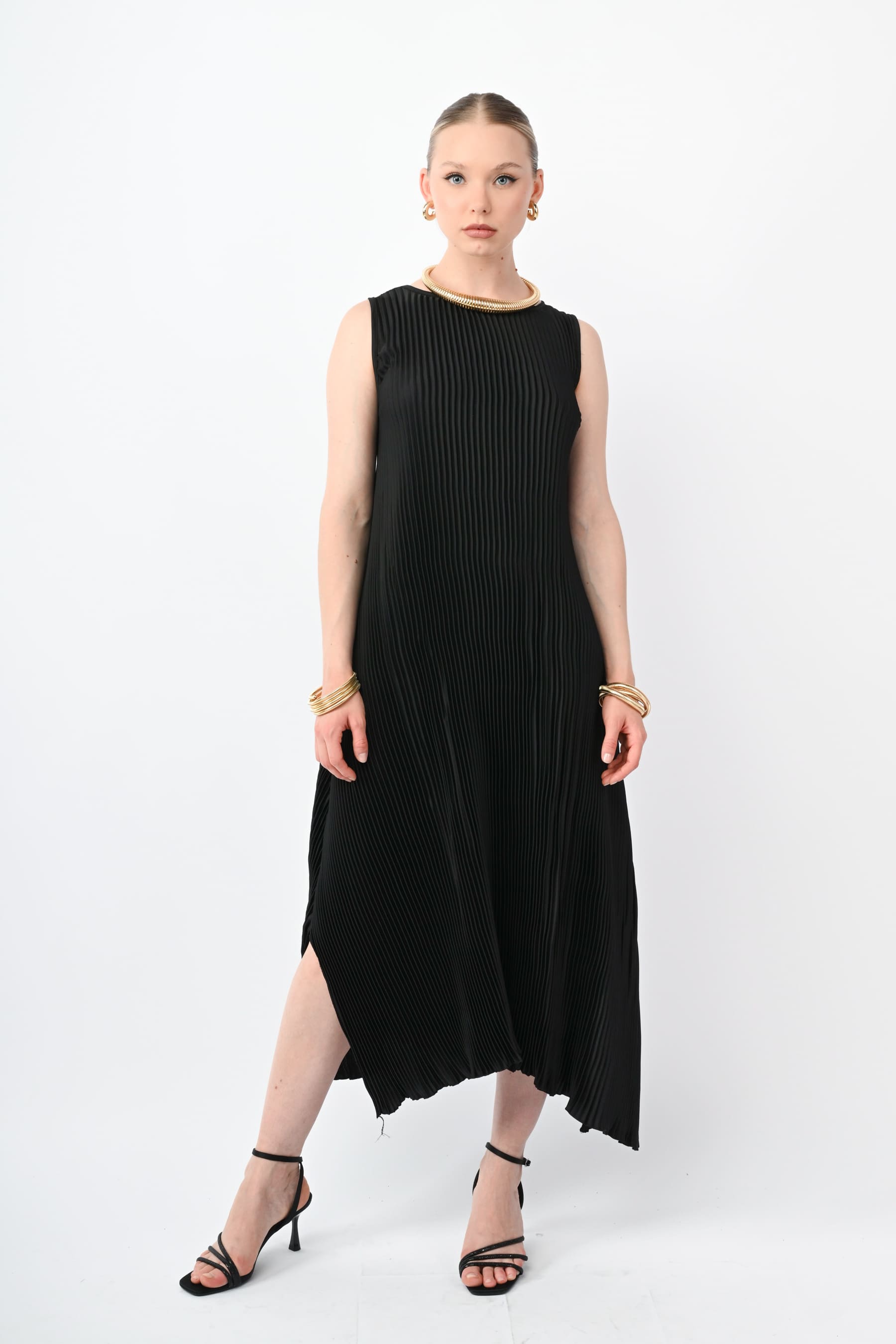 Abito in tessuto plissé – Nunalie