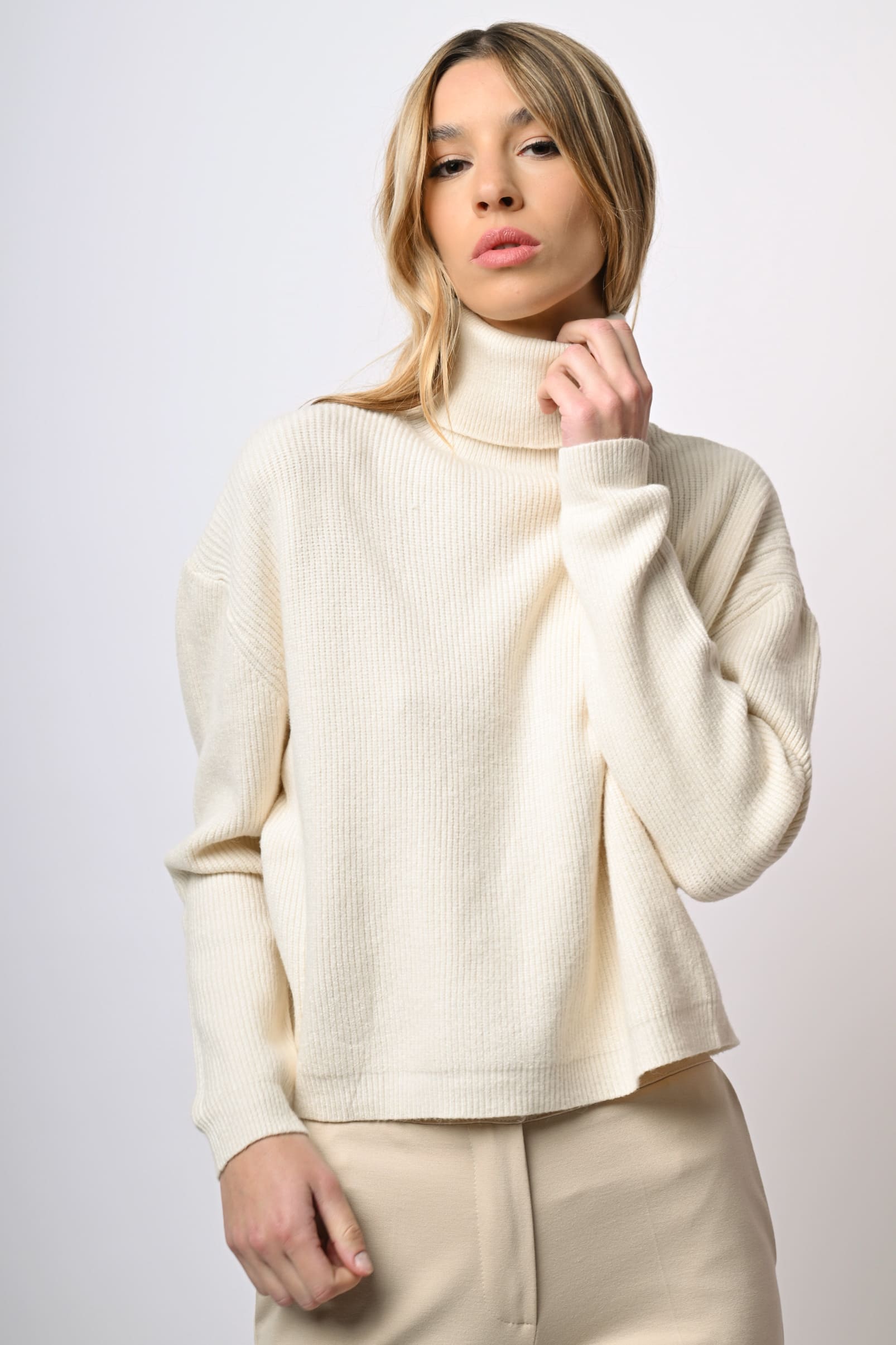 Dolcevita crop a costine – Nunalie